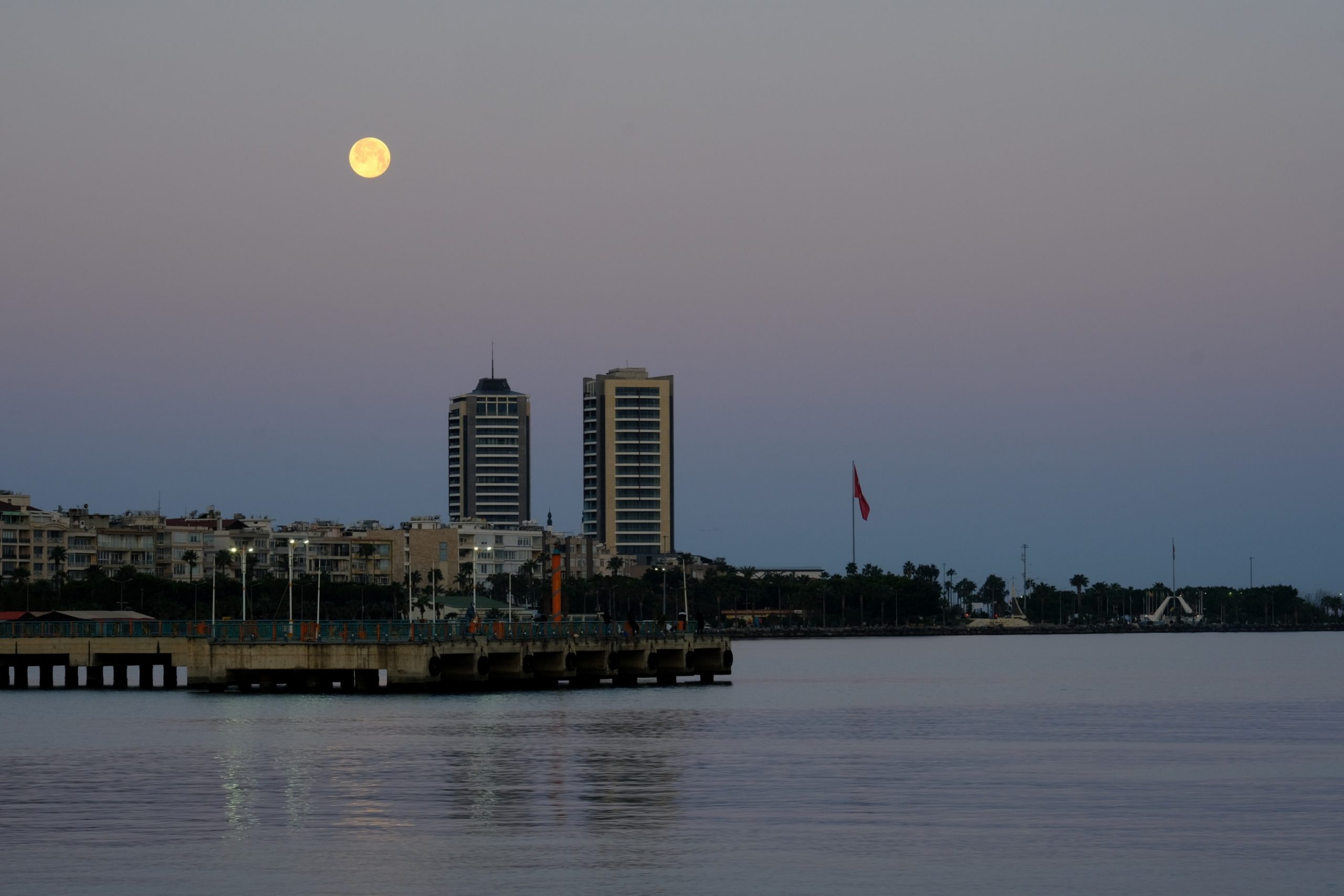 Worm Moon rises in Turkey’s cities - IHA News