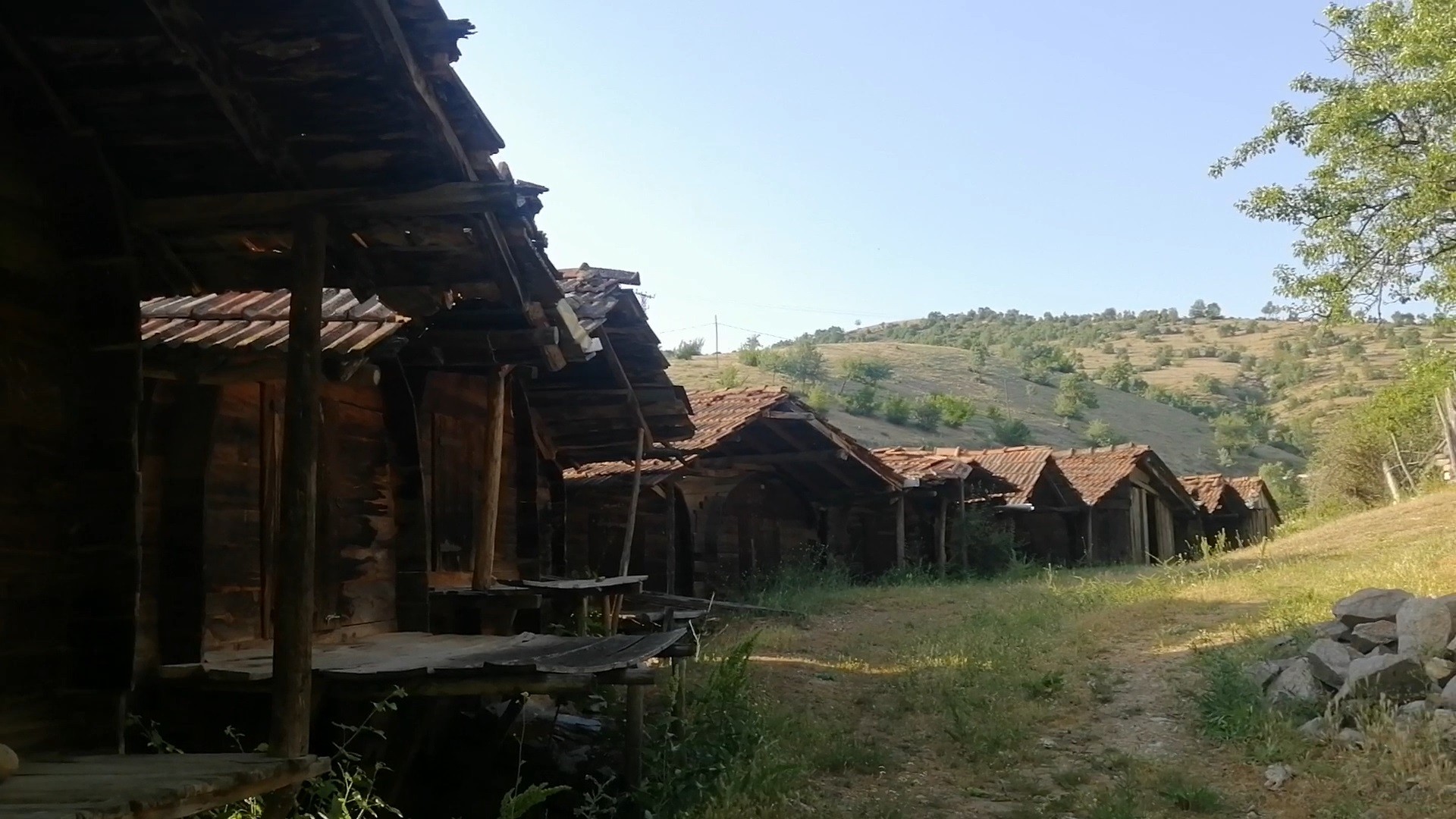 cultural heritage in turkey: 350 year-old granaries - IHA News