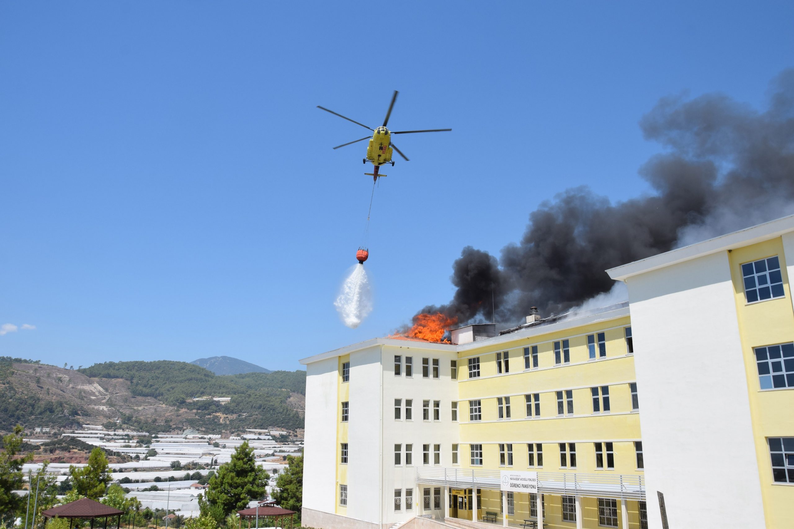 fire erupts at student dormitory in turkey - IHA News