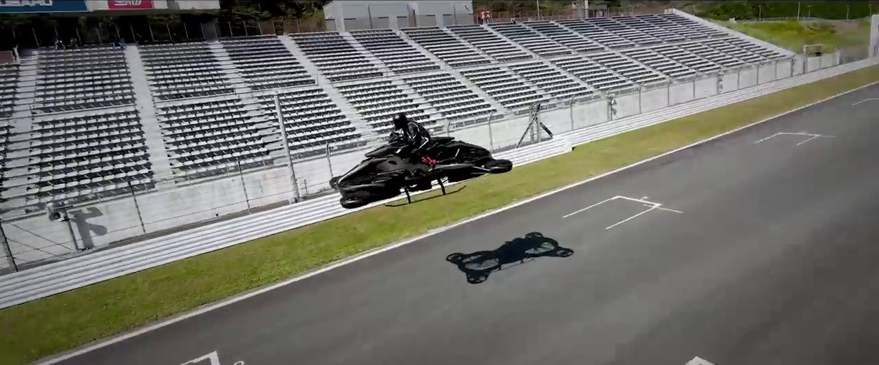 The world’s first flying motorcycle sold for 680.000 dollars - IHA News