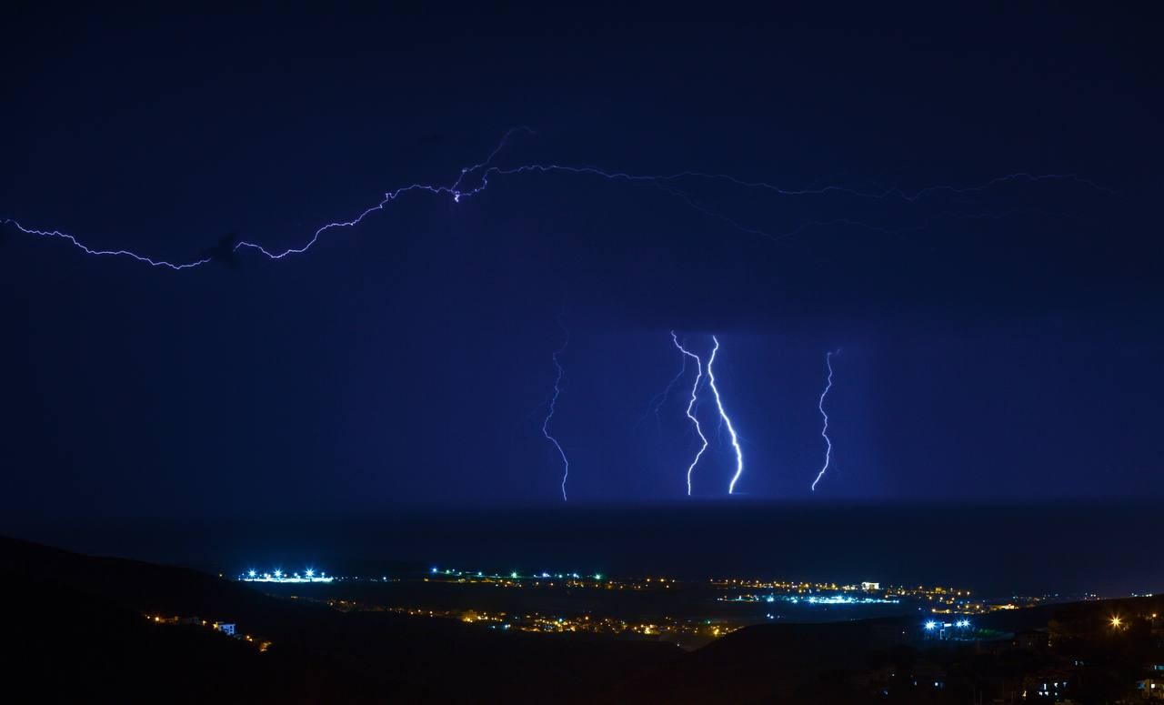 Lightning over Gulf of Alexandretta illuminated the night in turkiye ...