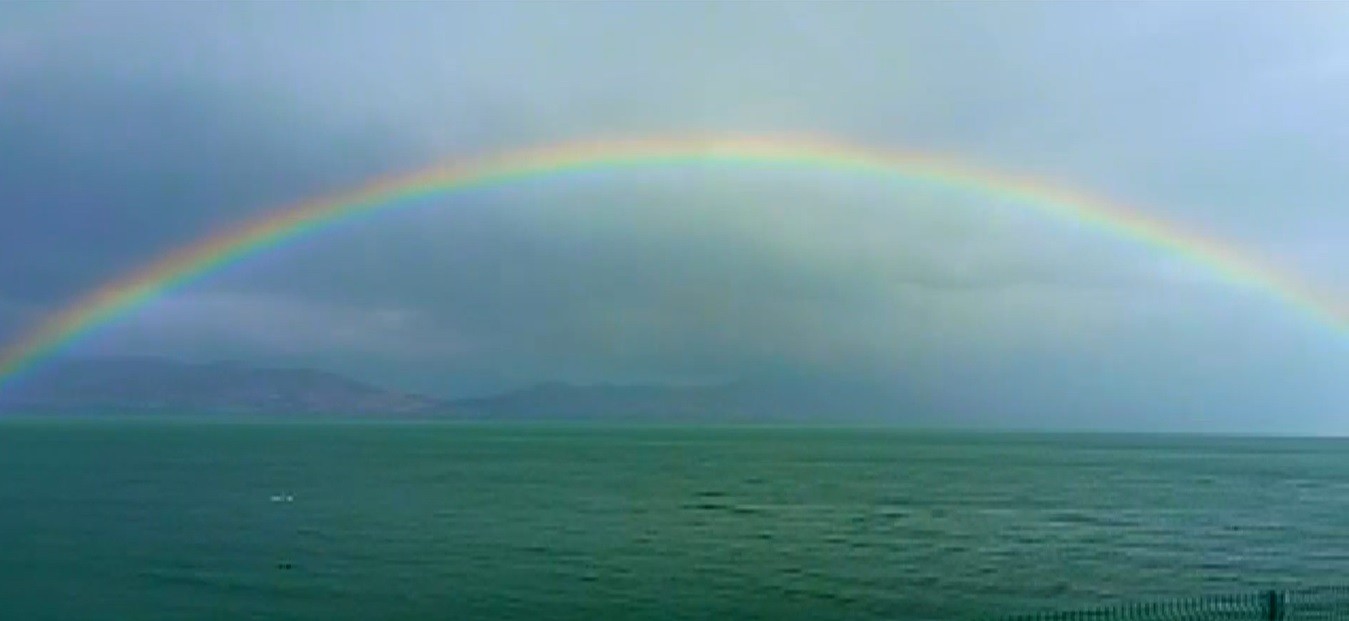 Stunning Rainbow appears over Lake in Turkey - IHA News