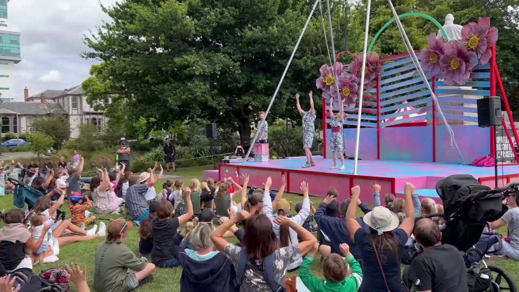 two-week international busker festival begins in new Zealand - IHA News