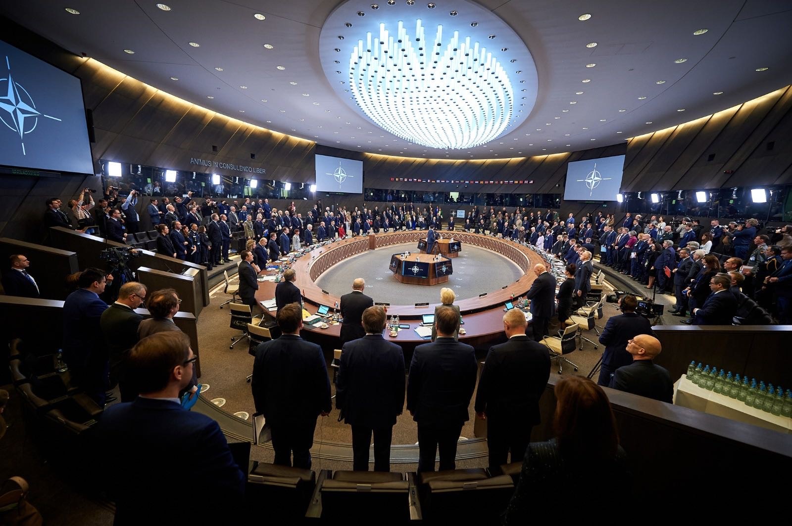 NATO pause for 1 minute to commemorate earthquake victims in Türkiye ...