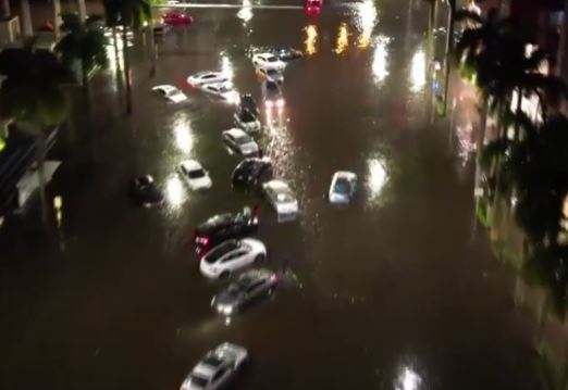 Heavy rain caused flooding in Florida, US - IHA News