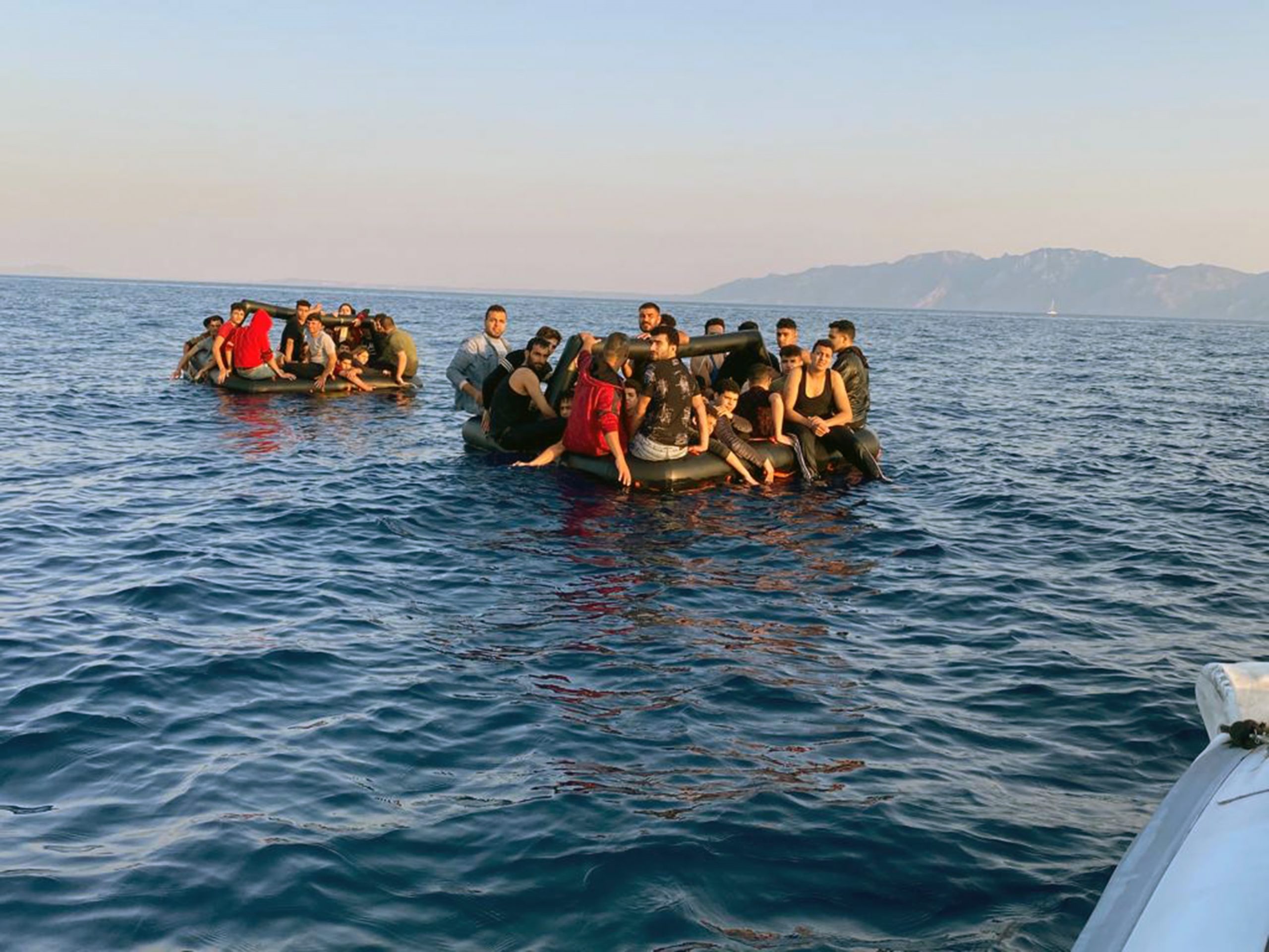 Türkiye has captured 1,252 irregular immigrants off Muğla in 15 days ...
