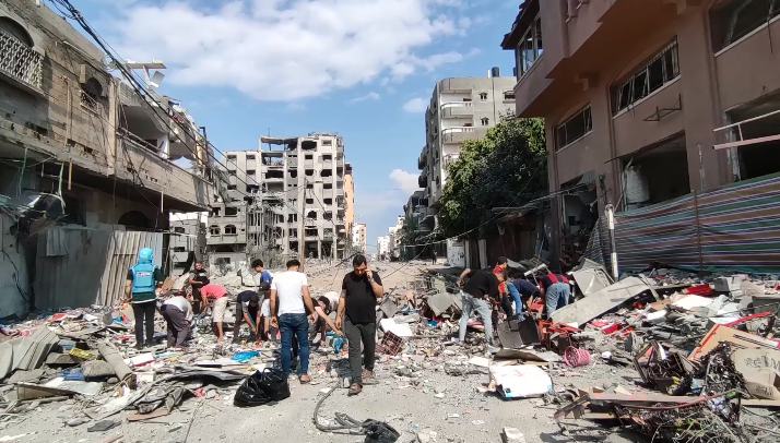 Gaza's Extensive Devastation Sparks Humanitarian Emergency - IHA News