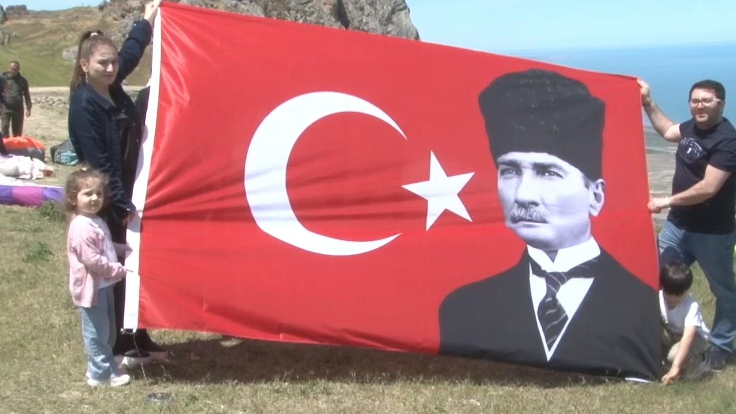 Ataturk Commemorated on Besh Barmag Mountain in Azerbaijan - IHA News